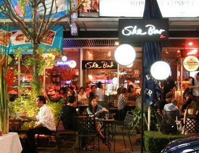 เที่ยวทองหล่อ ย่านทองหล่อ ทองหล่อ คลิกเลย! อยากแฮงค์เอ้าท์ย่านทองหล่อ ...