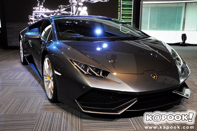 Super Car Showcase รวมซูเปอร์คาร์ไว้กลางกรุงที่ เอ็มควอเทียร์