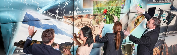 MultiTaction iWall เมื่อหน้าจอสัมผัสขนาดยักษ์ไปอยู่บนกำแพง