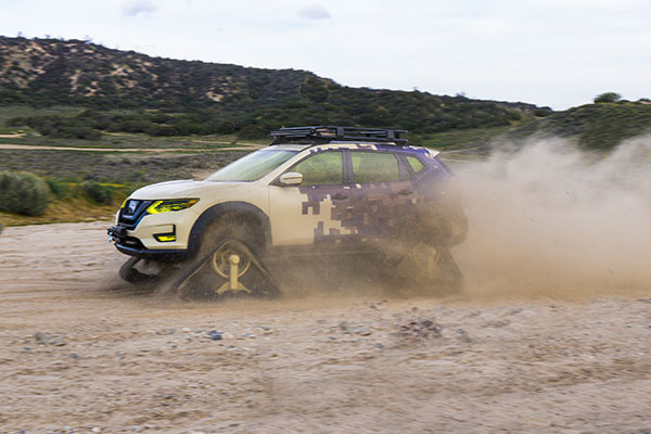 Nissan X-Trail Warrior Project ล้อเก่าถอดทิ้งวิ่งตีนตะขาบพร้อมลุย