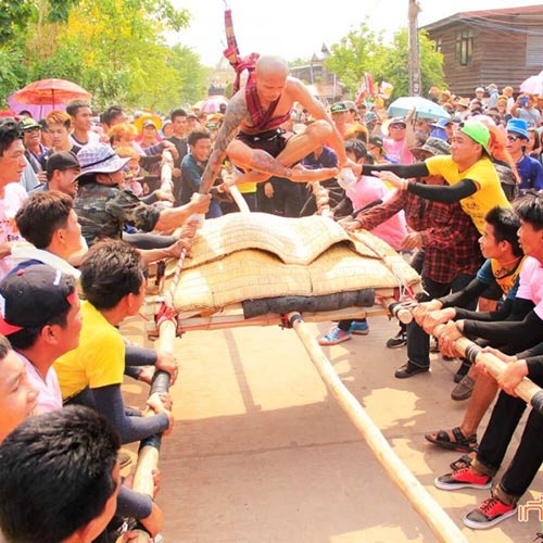 แห่นาคโหด 2561 งานประเพณีอุปสมบทหมู่หนึ่งเดียวในไทย
