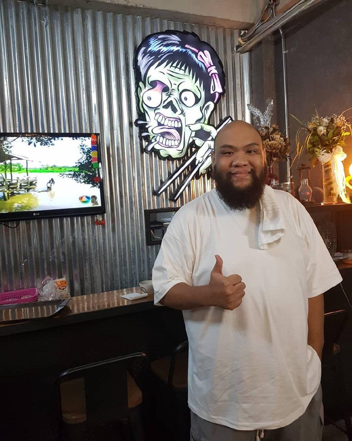 เมื่อ PD-โค้ช The Rapper ถอดแว่นดำ โชว์ความหล่อชัด ๆ มาดูกันว่าเป็นยังไง