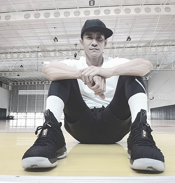 บอย พิษณุ ถ่ายรูปคู่สาวฝรั่งผมบลอนด์ หรือจะเปิดตัวหวานใจคนใหม่