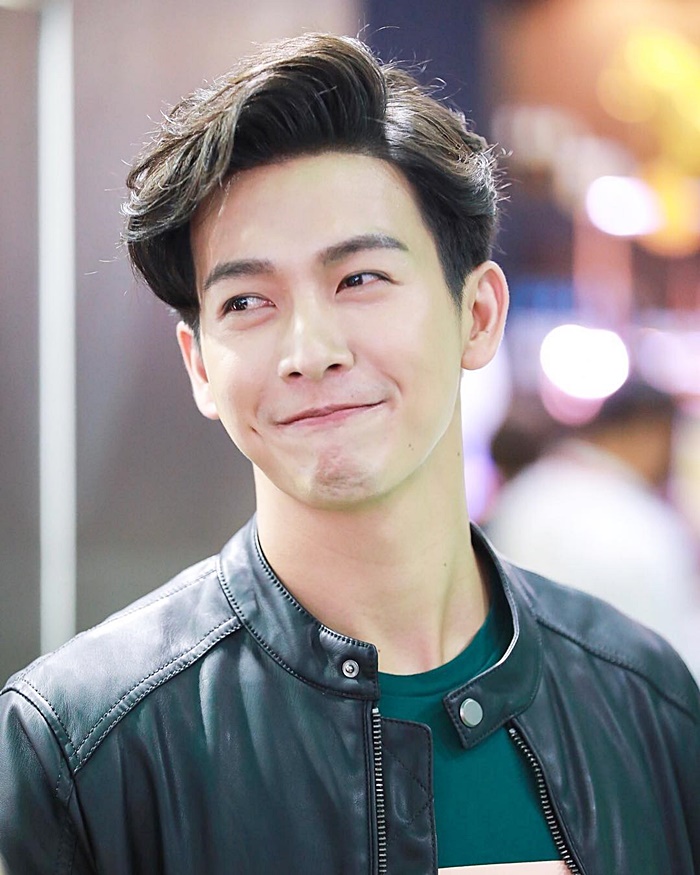 ดีเจพุฒ ถึงกับเหวอ เมื่อขับรถตู้ไปเที่ยวห้าง แต่ดันเจอยามหาว่าเป็นคนขับรถ