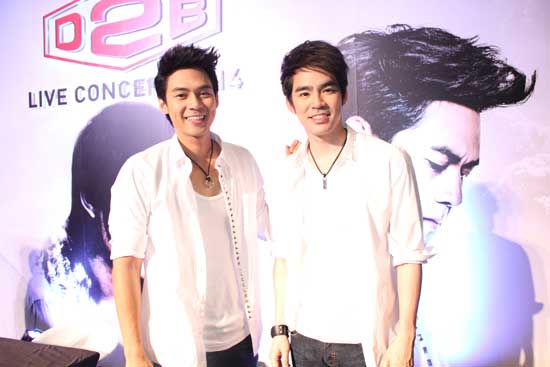 แดน บีม อึ้ง แฟนคลับ D2B แห่จองบัตรวันแรกหมดเกลี้ยง