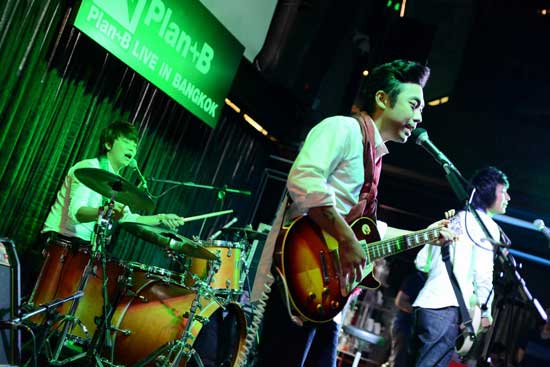 Plan-B บินลัดฟ้าแถลงข่าว Plan-B LIVE in Bangkok