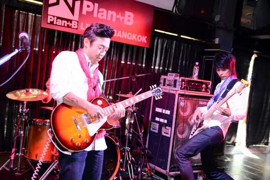 Plan-B บินลัดฟ้าแถลงข่าว Plan-B LIVE in Bangkok